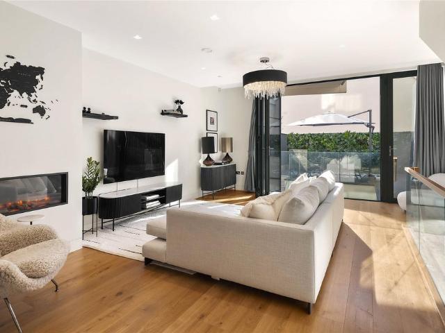 4 bedroom house for sale