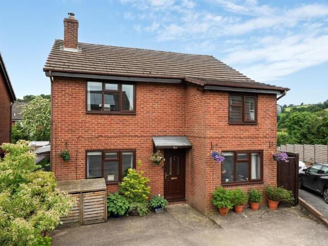 4 bedroom house for sale