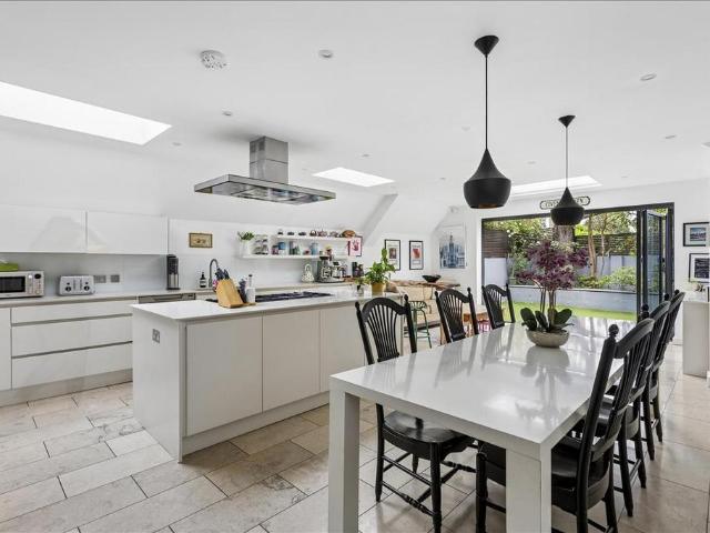 4 bedroom house for sale
