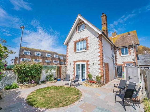 4 bedroom house for sale