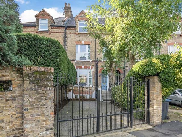4 bedroom house for sale