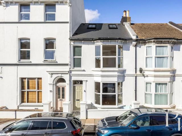4 bedroom house for sale