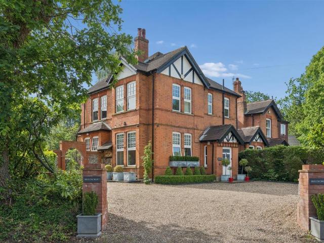 4 bedroom house for sale