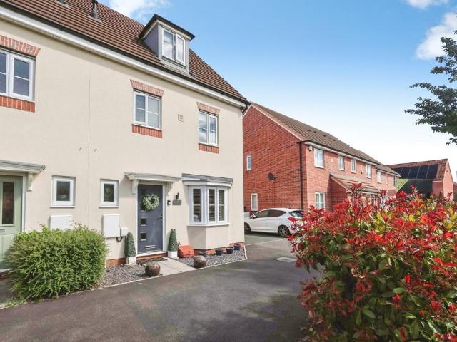 4 bedroom house for sale