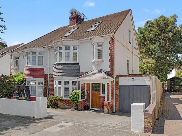 4 bedroom house for sale