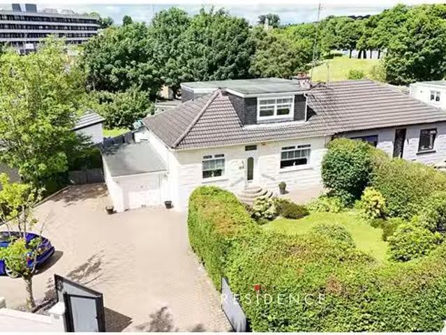 4 bedroom house for sale, Centenary Avenue, Airdrie, Lanarkshi.