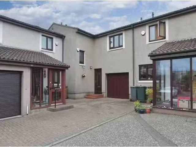 4 bedroom house for sale, Ferryfield, Trinity, Edinburgh, EH5.