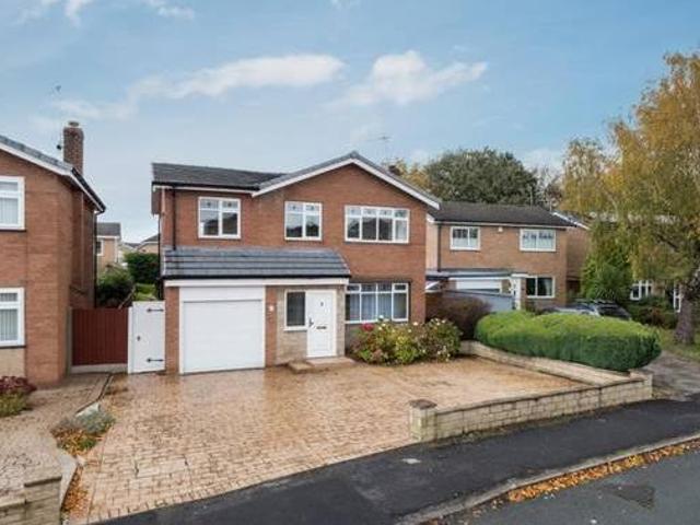 4 bedroom house for sale in 4 bedroom House Detached in Barnton CW8