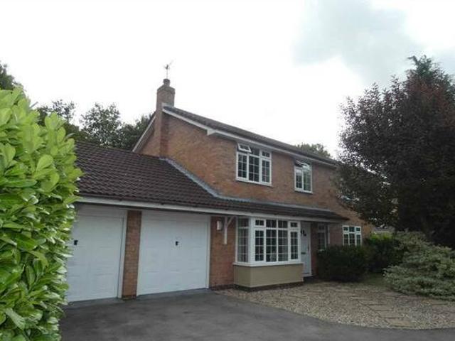 4 bedroom house for sale in Carmarthen Close Warrington WA5