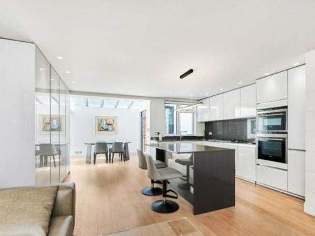 4 Bedroom House For Sale In Chelsea