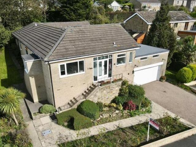 4 Bedroom House For Sale In Clifton