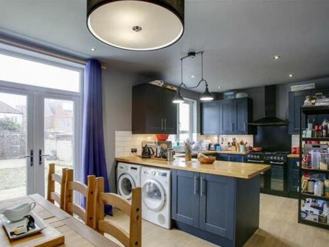 4 Bedroom House For Sale In Acton