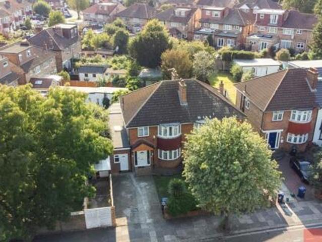 4 Bedroom House For Sale In Acton