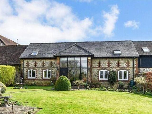 4 Bedroom House For Sale In Alton, Hampshire