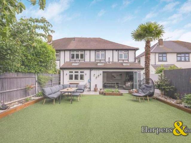 4 bedroom house for sale in Arcadian Avenue, Bexley, DA5