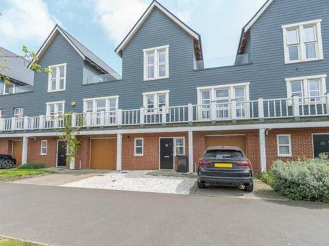 4 Bedroom House For Sale In Beaulieu Park, Chelmsford