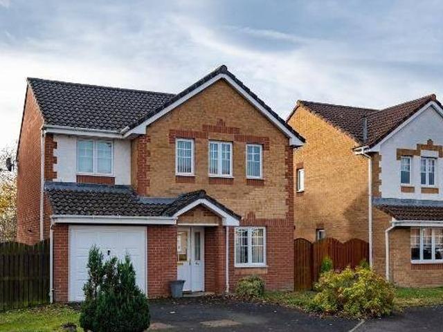 4 bedroom house for sale in Berryhill Crescent Wishaw ML2