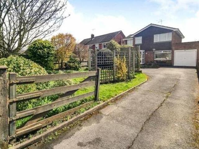 4 Bedroom House For Sale In Guildford, Surrey