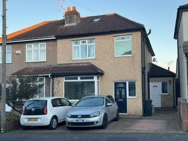 4 Bedroom House For Sale In Downend, Bristol