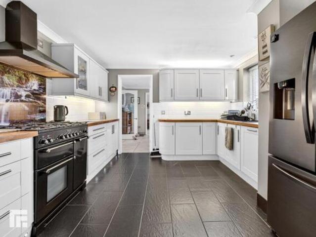 4 bedroom detached house for sale in Denison Way, Cardiff, CF5