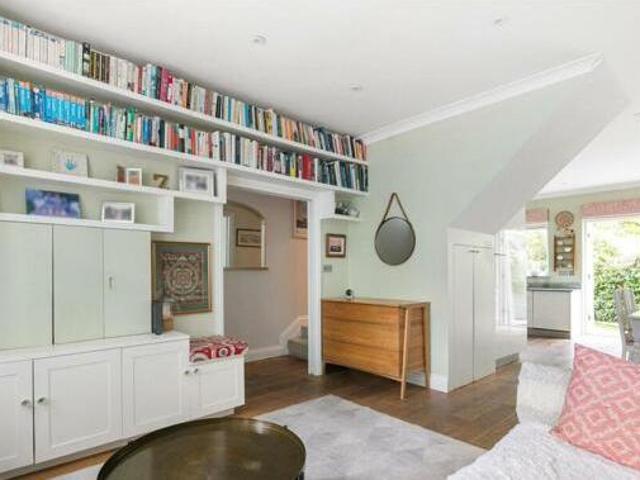 4 Bedroom House For Sale In Earlsfield, London