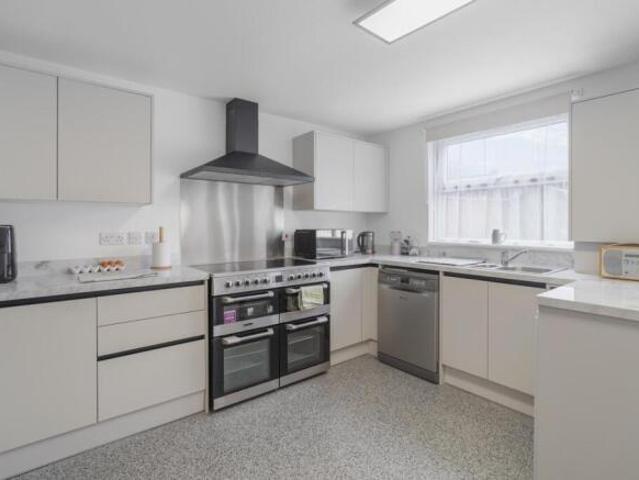 4 bedroom house for sale in Ewart Road, Forest Hill, London, SE23