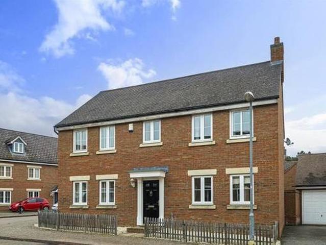 4 bedroom house for sale in Fox Hedge Way Sharnbrook Bedford MK44