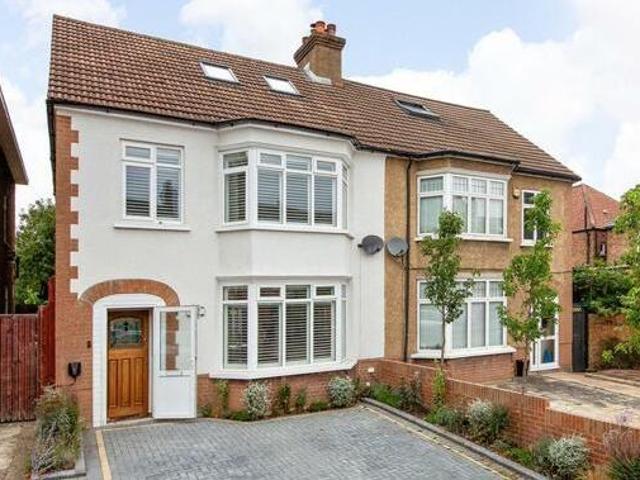 4 Bedroom House For Sale In Forest Hill, London