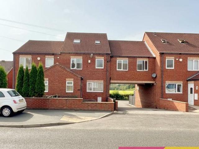 4 Bedroom House For Sale In Featherstone