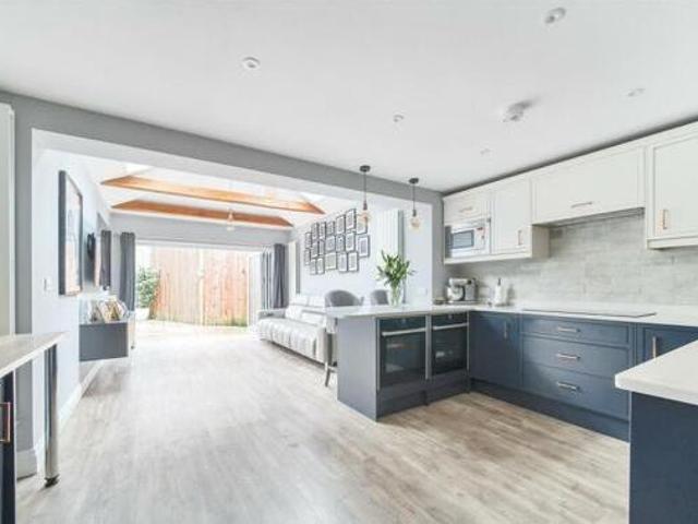 4 Bedroom House For Sale In Fernhurst