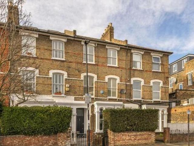 4 Bedroom House For Sale In Finsbury Park, London