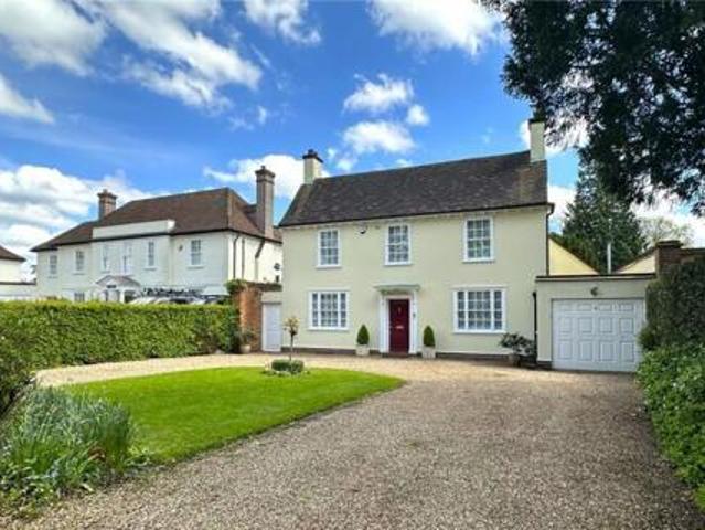 4 Bedroom House For Sale In Hadley Green, Hertfordshire