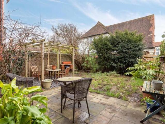 4 bedroom house for sale in Heene Road, Worthing, BN11