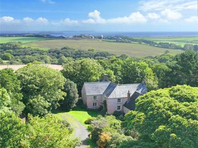 4 Bedroom House For Sale In Helston, Cornwall