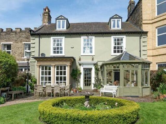 4 Bedroom House For Sale In Hillthorpe, Pudsey