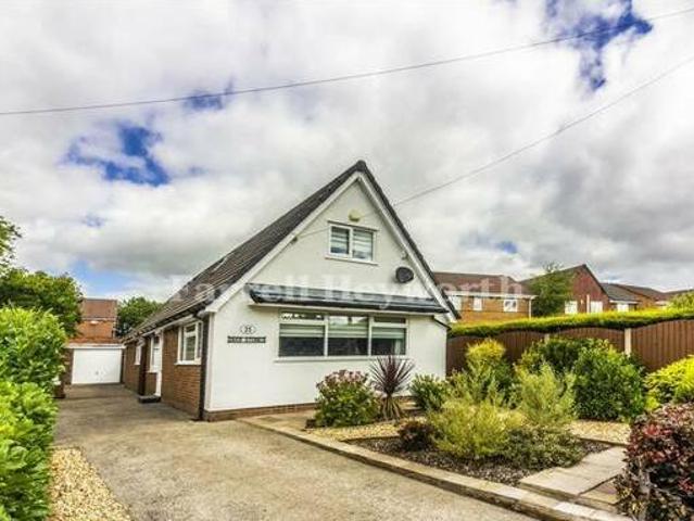 4 bedroom house for sale in Oaktree Avenue Ingol Preston PR2