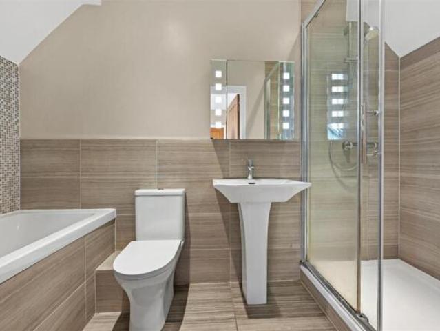 4 bedroom house for sale in Oughtrington Crescent, Lymm, WA13