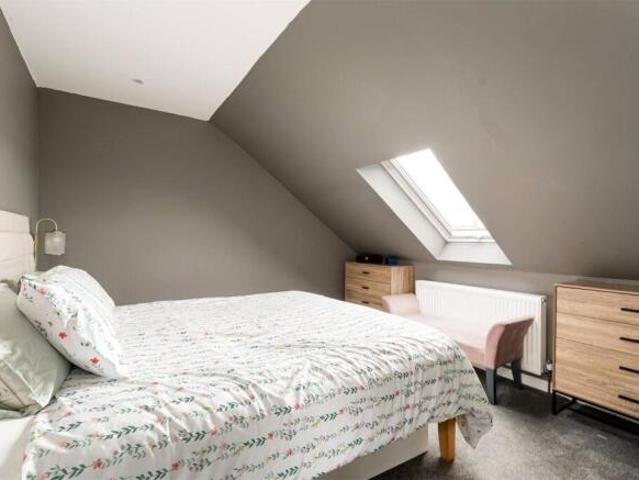 4 bedroom house for sale in Oxgangs Farm Drive, Oxgangs, Edinburgh, EH13