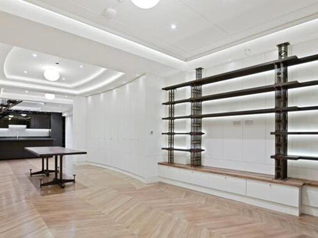4 Bedroom House For Sale In London