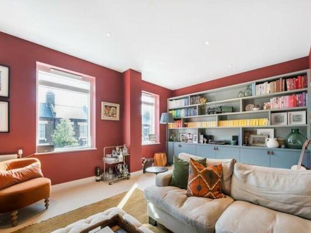 4 Bedroom House For Sale In London