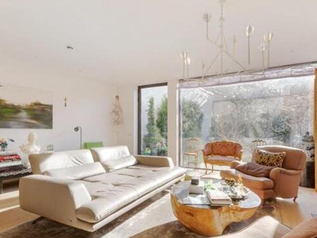 4 Bedroom House For Sale In London