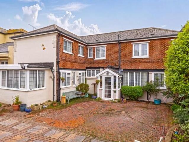 4 bedroom house for sale in Lansdowne Road, Worthing, BN11