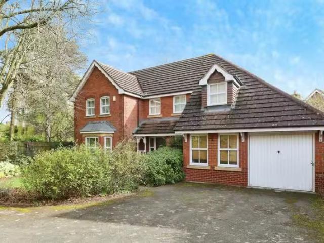 4 bedroom house for sale in Lapwing Drive, Hampton In Arden, S.