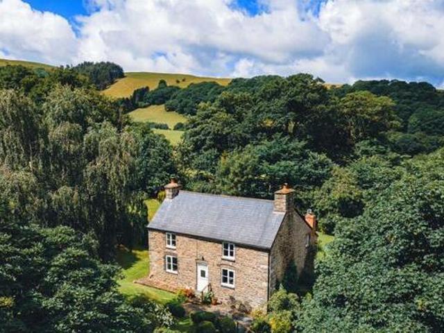 4 Bedroom House For Sale In Llanbrynmair