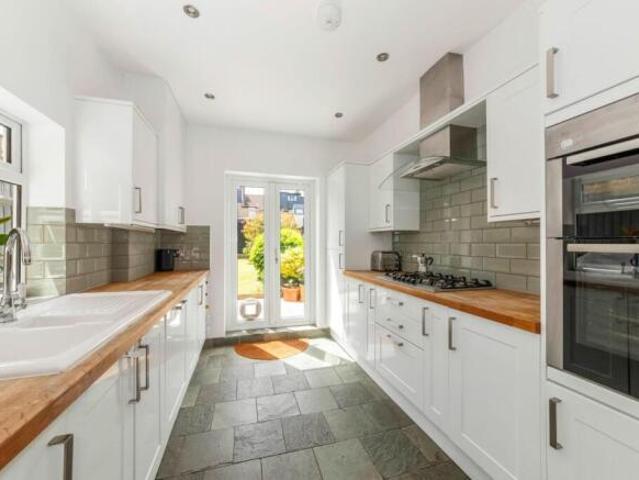 4 bedroom house for sale in Lutwyche Road, London, SE6