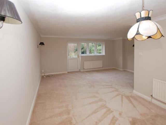 4 bedroom terraced house for sale in Lyons Crescent, Tonbridge, TN9