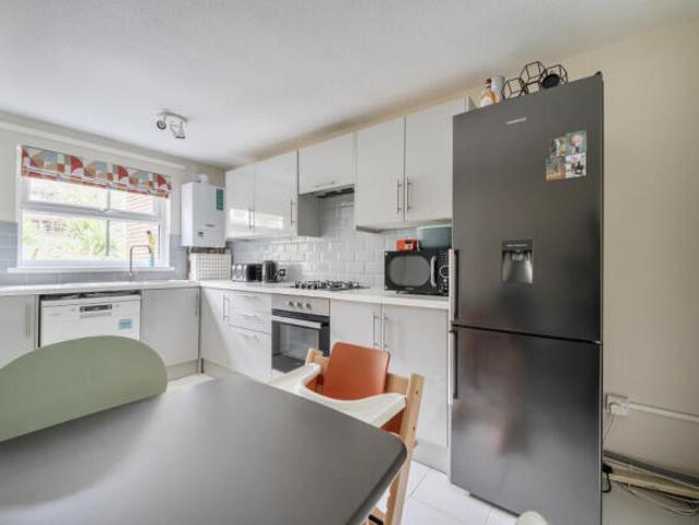4 bedroom house for sale in Mount View Road, London, N4