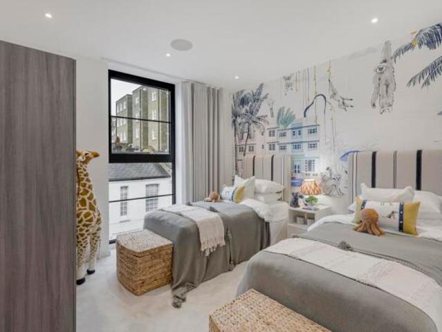 4 bedroom house for sale in Montagu Mews South, Marylebone, London, W1H