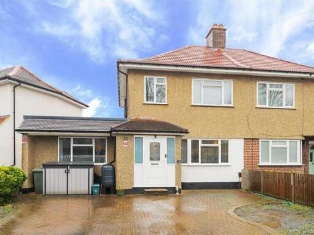 4 Bedroom House For Sale In Middlesex, Ickenham