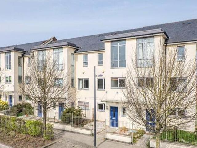4 Bedroom House For Sale In Northfleet, Kent